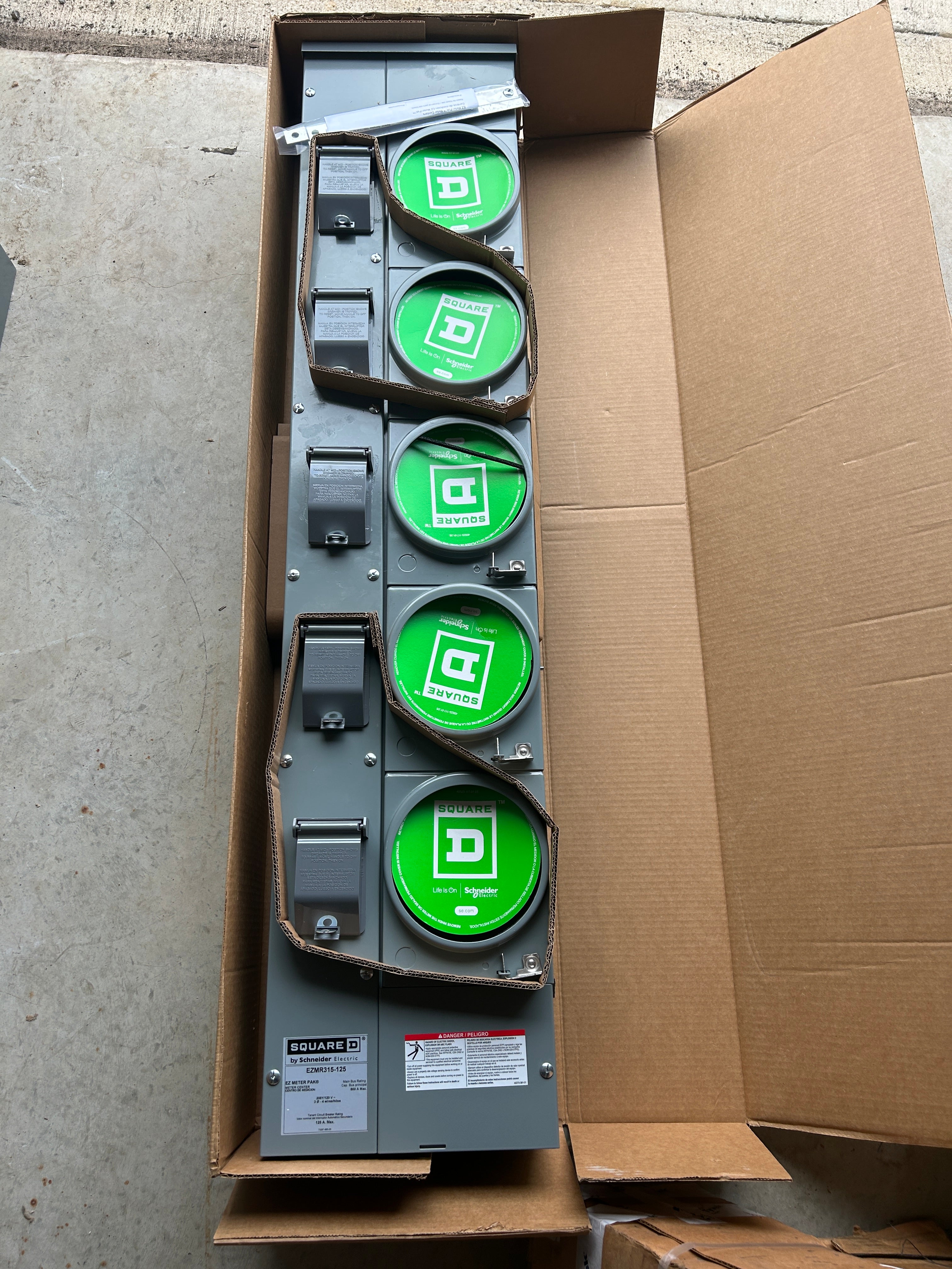 Square D EZMR315125 3 Phase 5 Gang Meter Stack