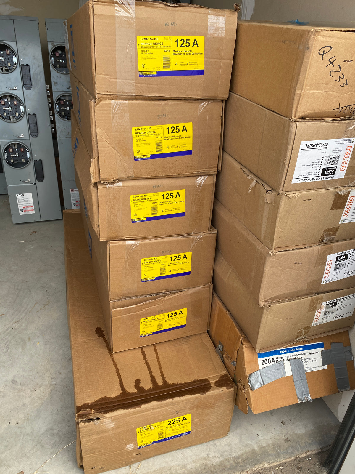 Square D EZMR114125 Single Phase 4 Gang Meter Stack